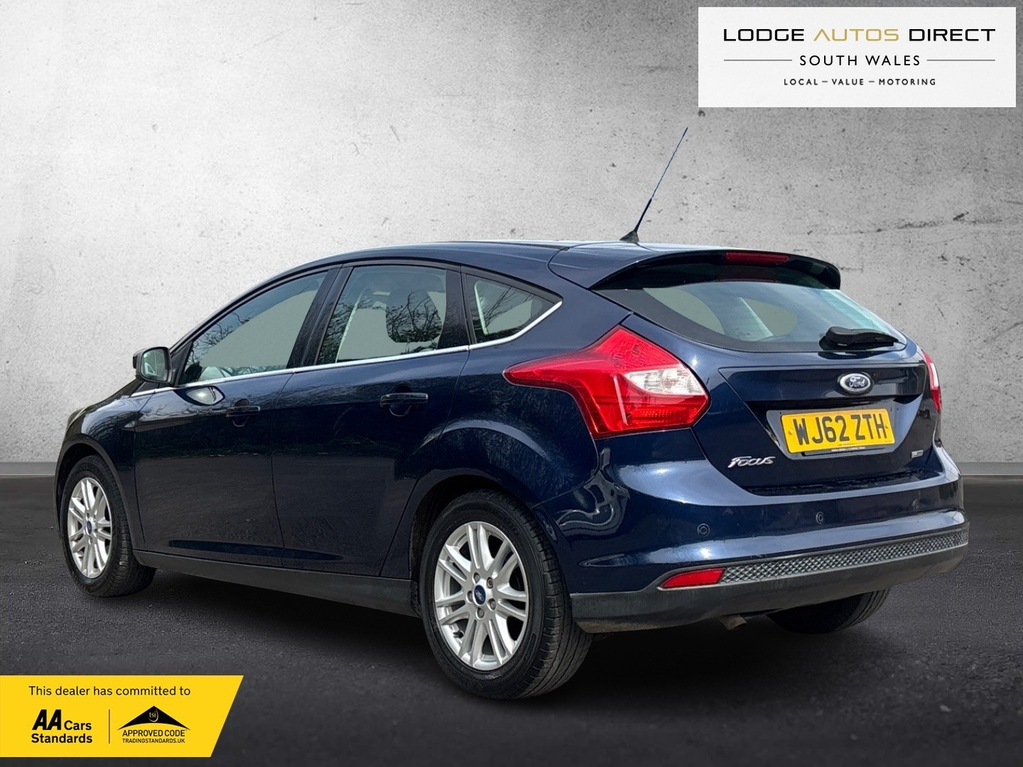 SOLD - Used FORD FOCUS 2012 Blue in Neath, South Wales | Lodge Autos Direct