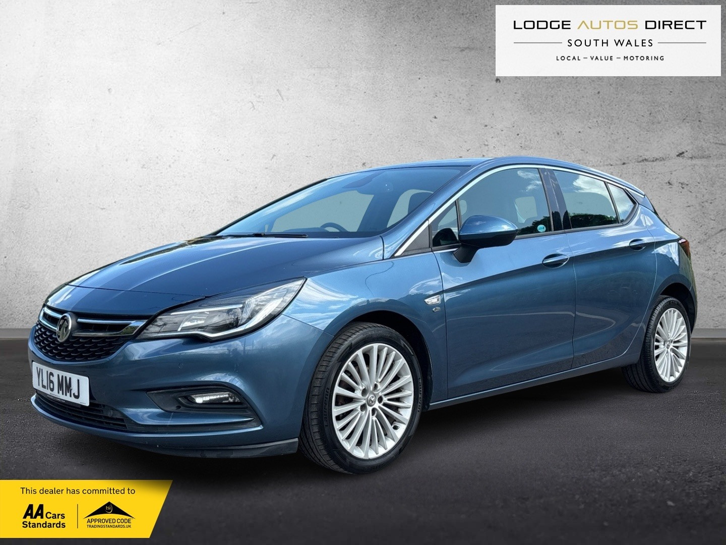 SOLD - Used VAUXHALL ASTRA 2016 Blue in Neath, South Wales | Lodge ...